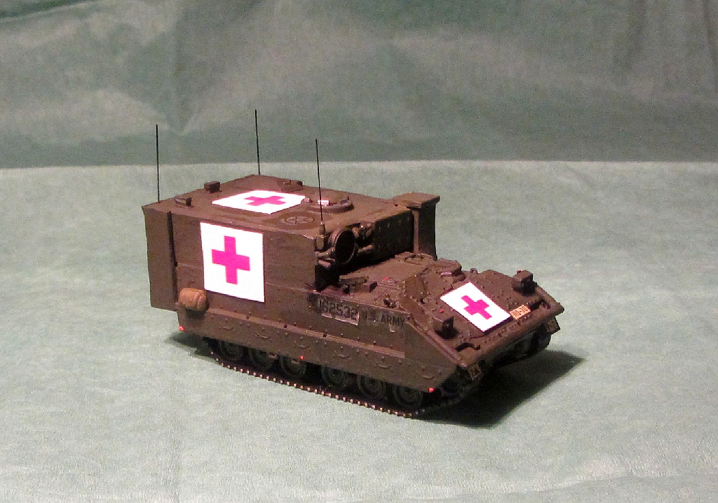 M987 Sanitätsfahrzeug der US-Army 2003