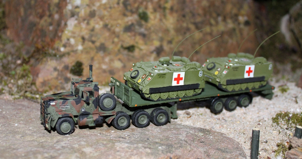 SzgM M920 (8x8) A1 mit Aufleger M877 US-Army von 1982